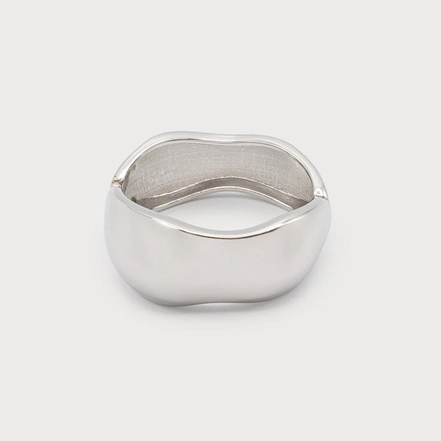 Large Wavy Bracelet – Watch Us Women Oakville